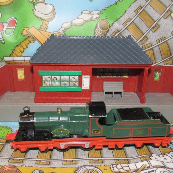 Thomas & Friends | Toys | Thomas Tank Engine Ertl Diecast Track Train ...